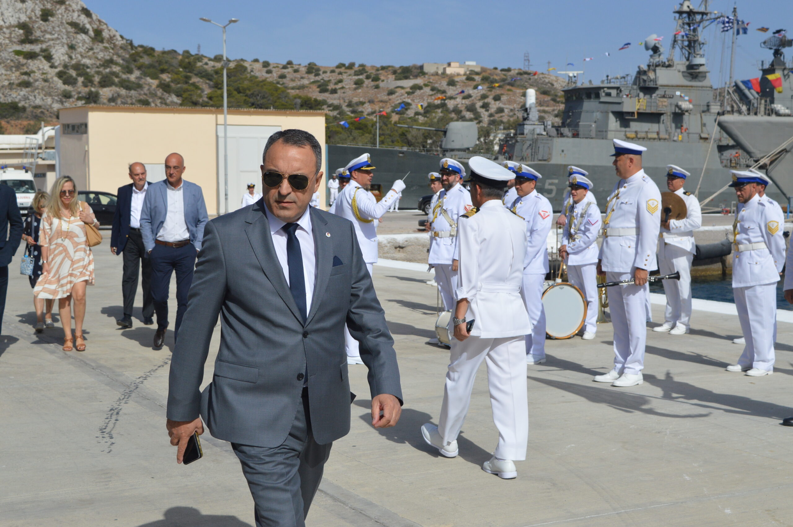 Στην τελετή ονοματοδοσίας και ένταξης στο Πολεμικό Ναυτικό του Πλοίου ...